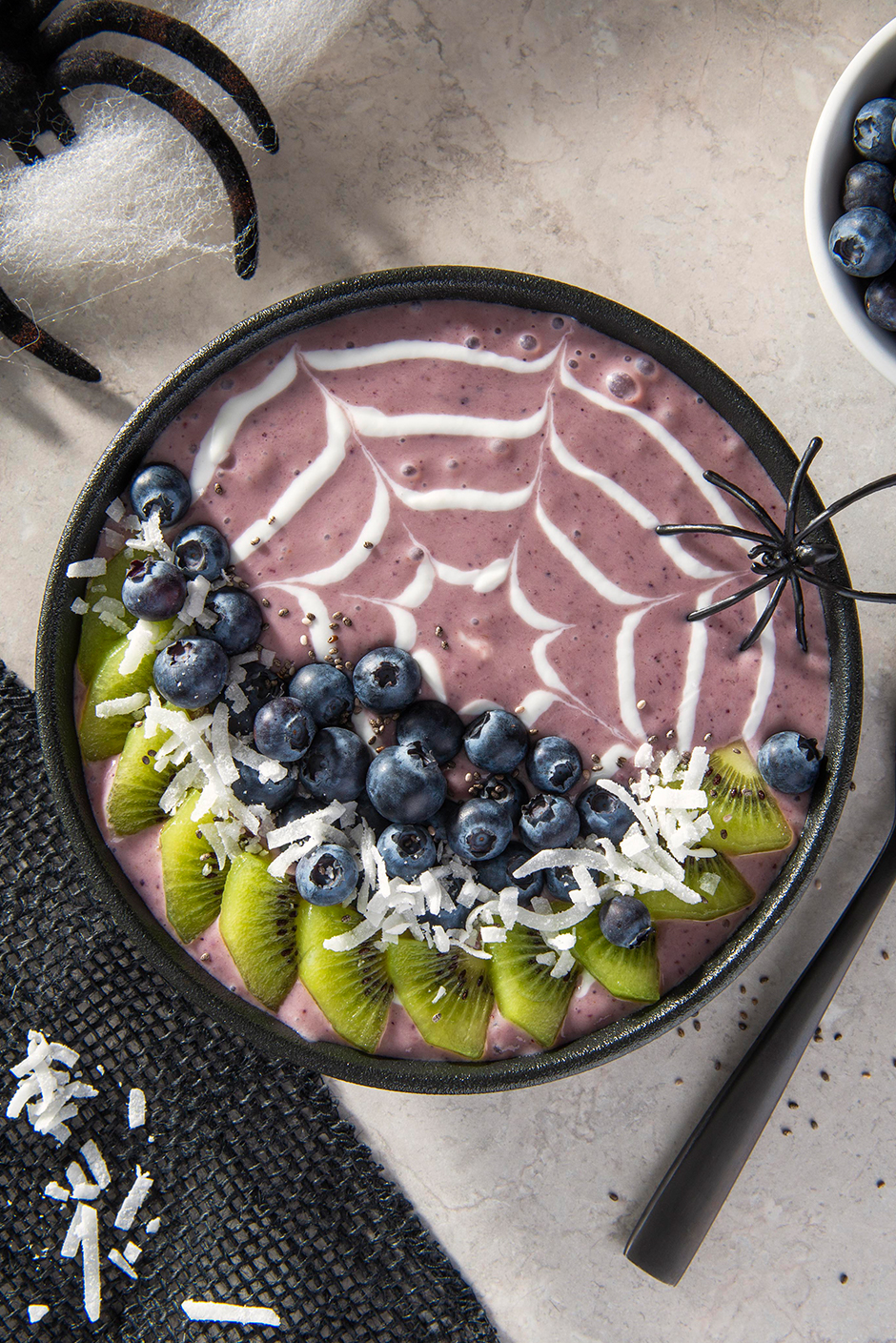 Spooky Blueberry Smoothie Bowl - Blueberry.org